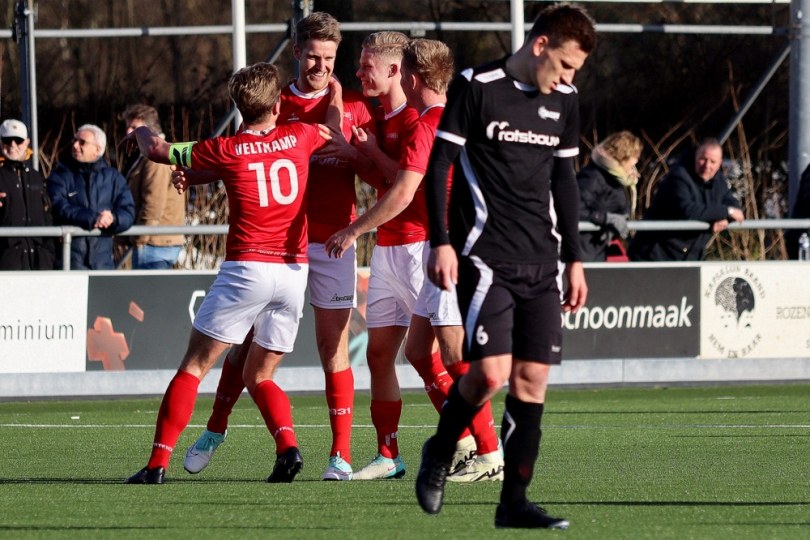 Stabiel Excelsior'31 verslaat AZSV (2-0) | Excelsior'31 Rijssen